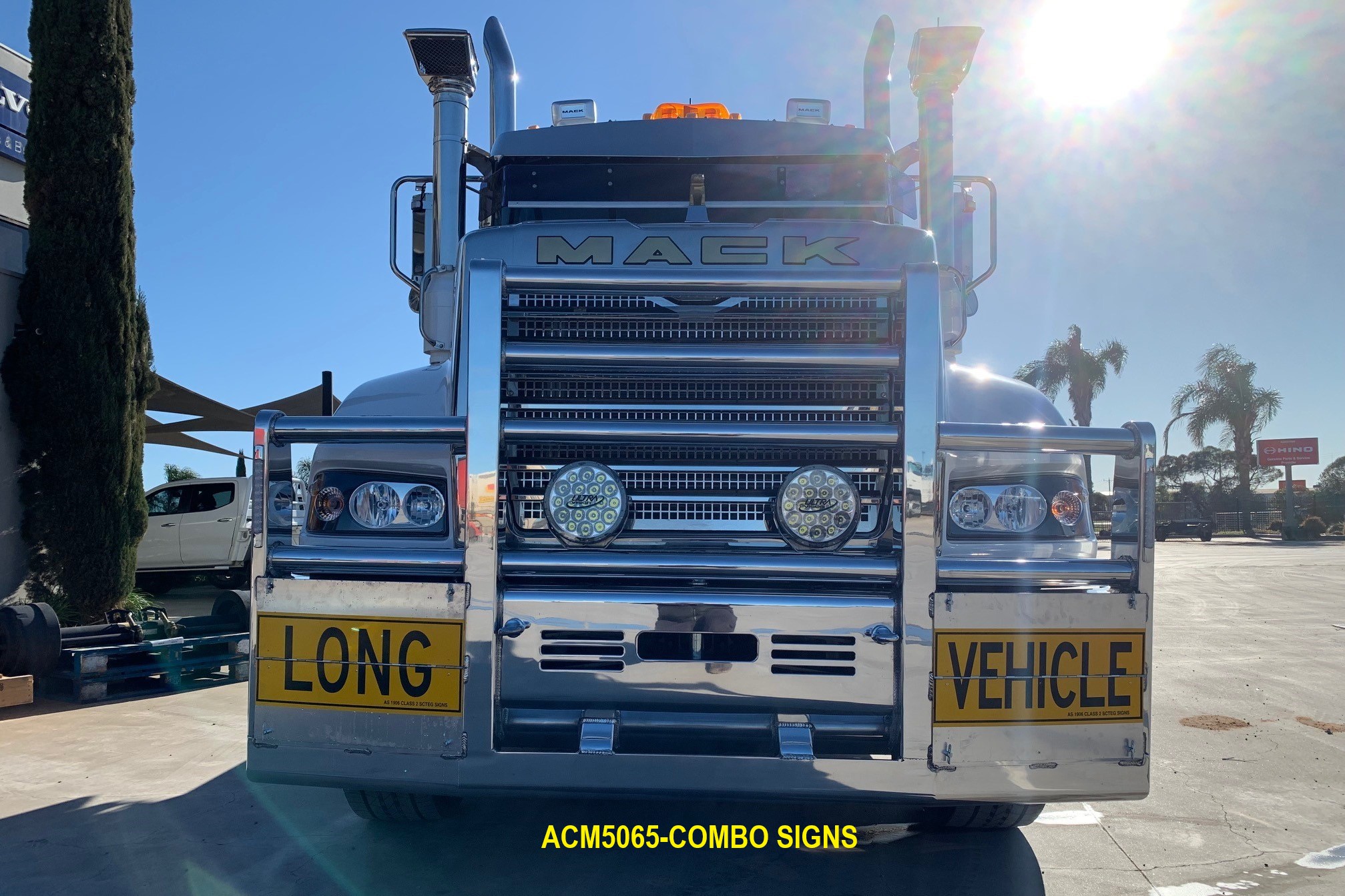 MACK SUPERLINER / TITAN | ACMBullbars